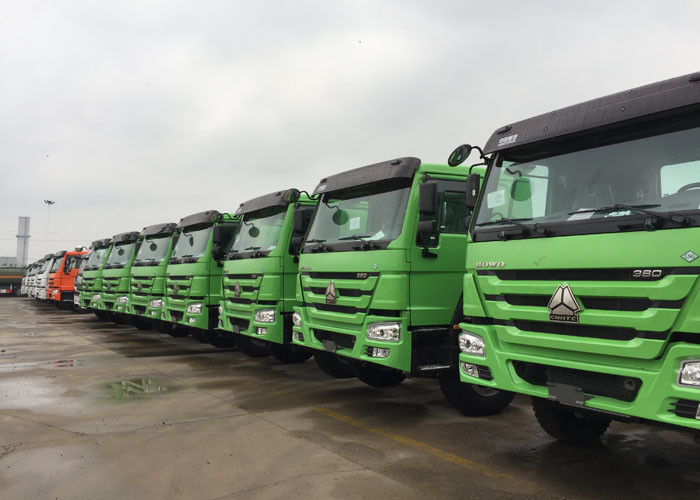 Green Color Chassis 371HP Tipper Dump Truck 12 Wheels LHD 60 - 70 Tons ...
